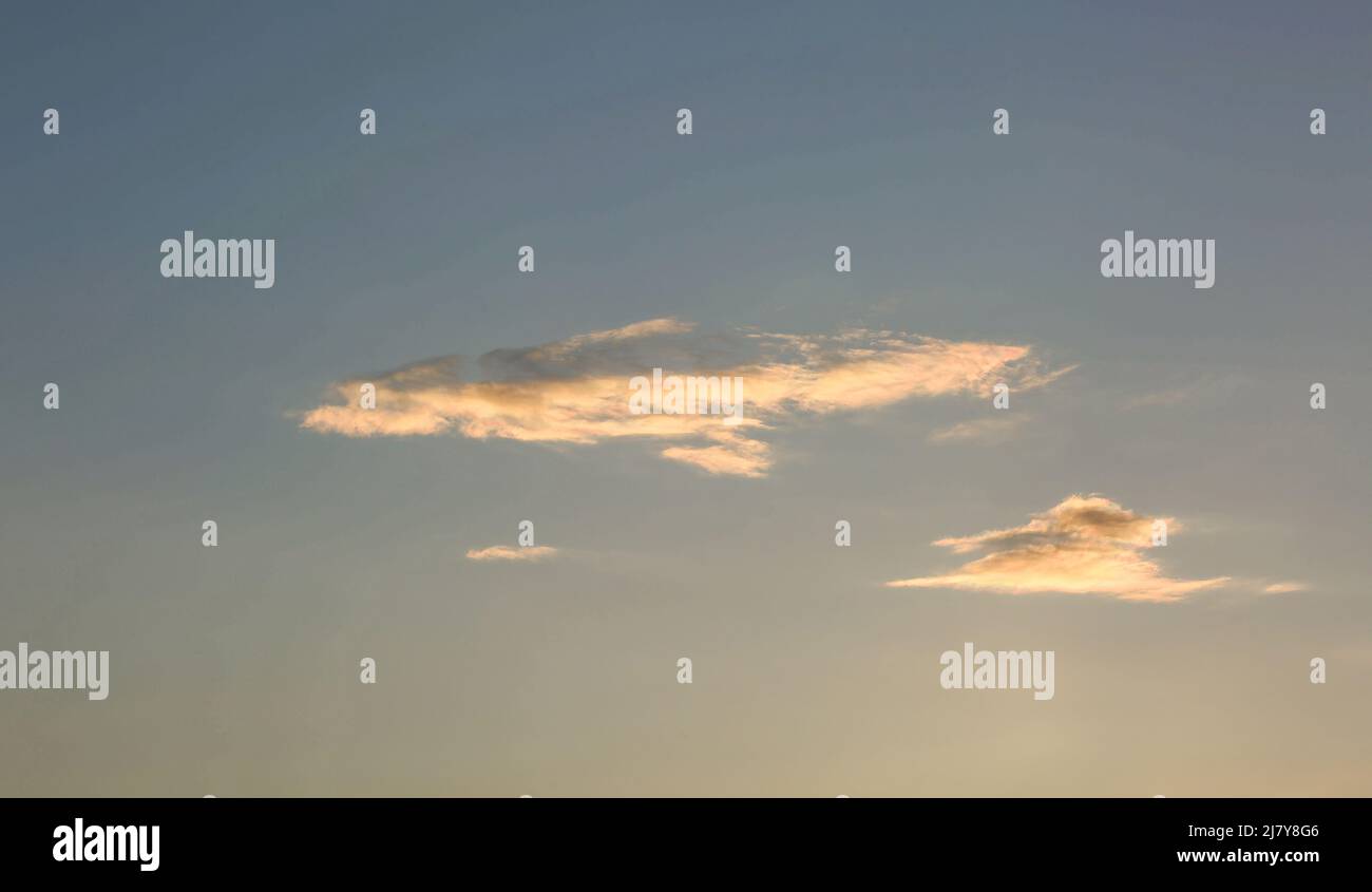 Real clouds hi-res stock photography and images - Alamy