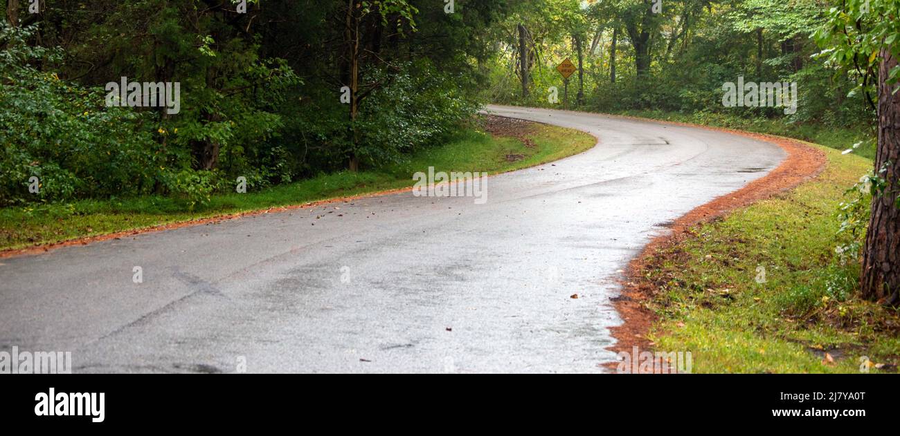 Zigzag road sign hi-res stock photography and images - Alamy