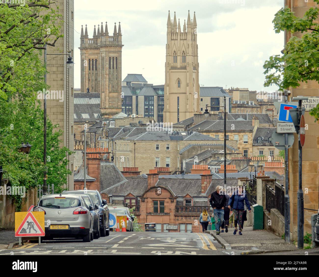 Glasgow, Scotland, UK May 11th, 2022. UK Weather: : Hill Street in ...