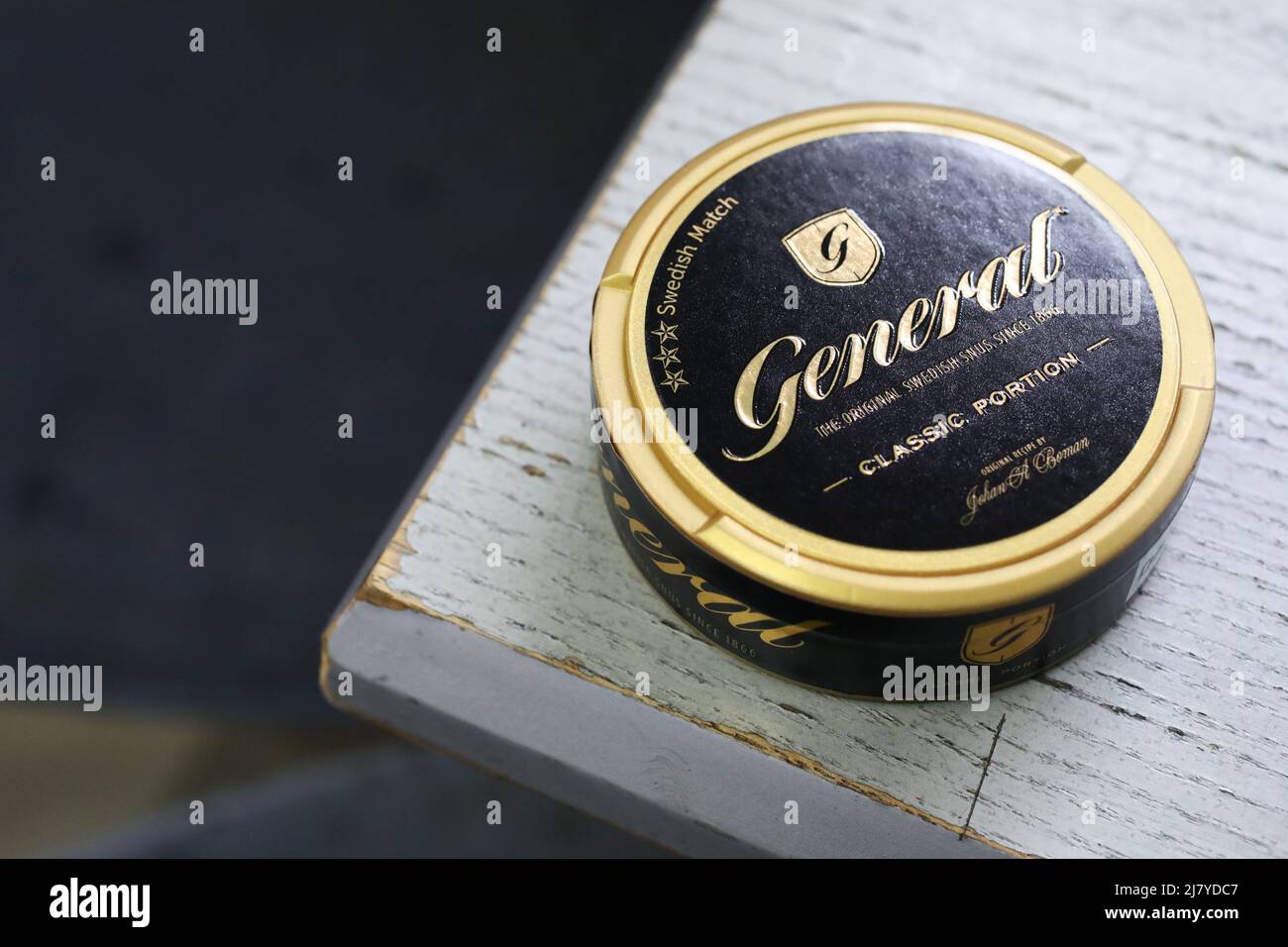General original snus hi-res stock photography and images - Alamy