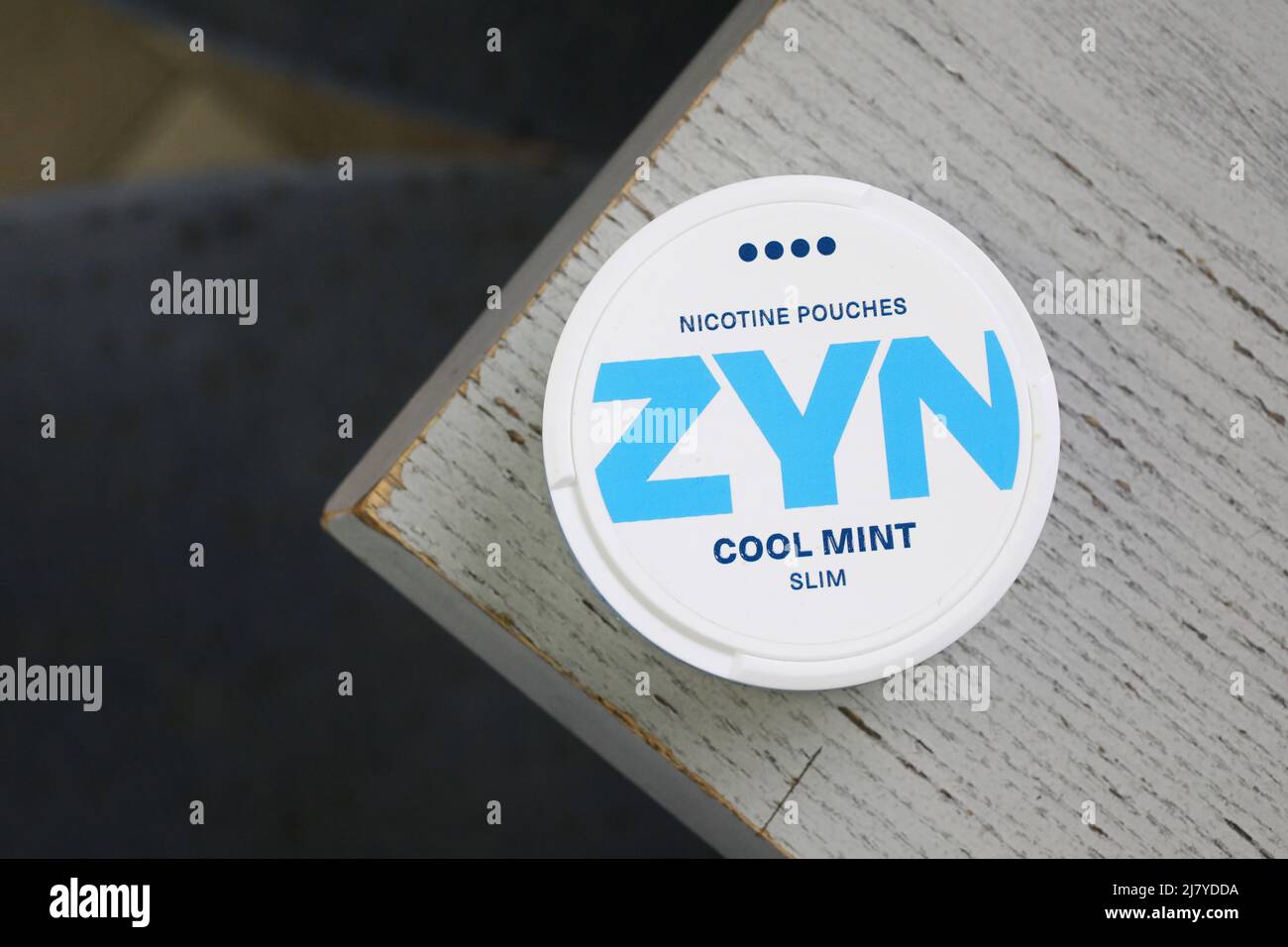 Zyn Sign High Resolution Stock Photography and Images - Alamy