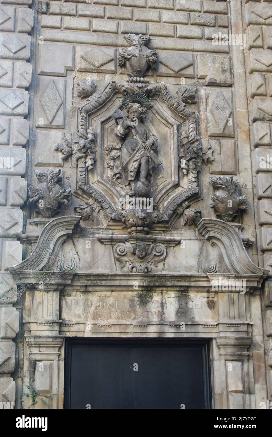 Bas-relief on the wall of the house Stock Photo - Alamy