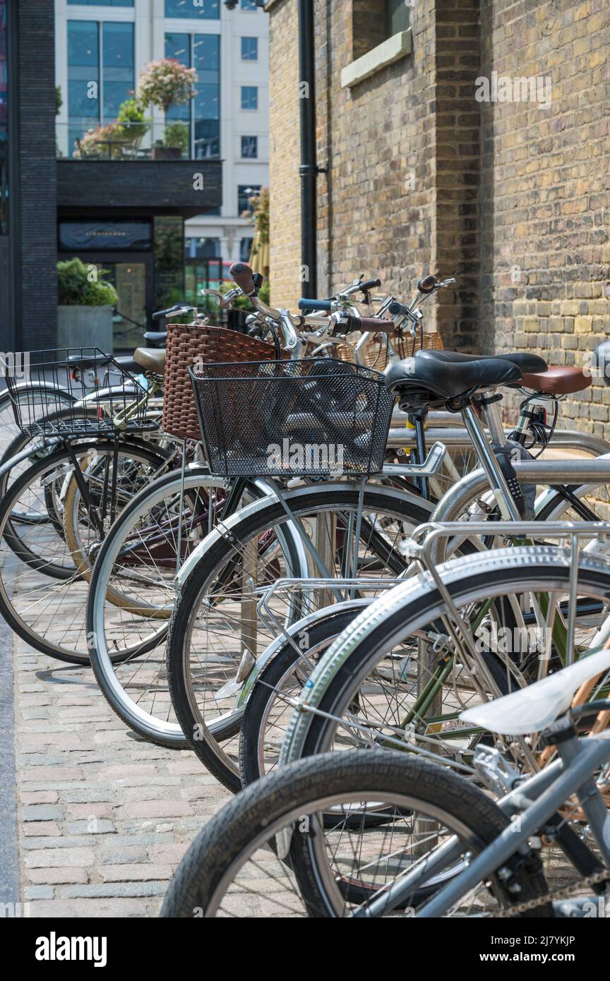 London school bike rack hi-res stock photography and images - Alamy