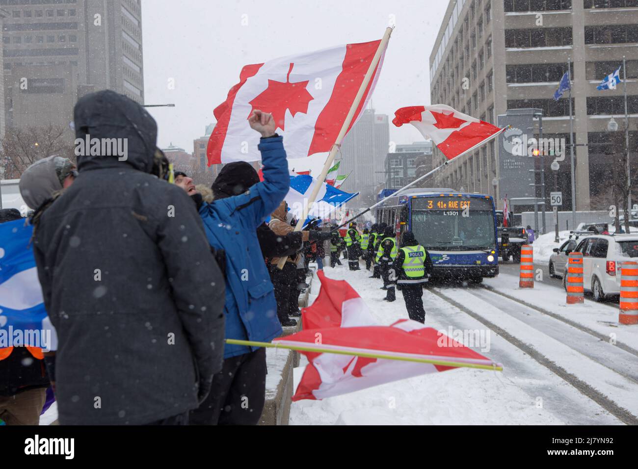 Protesters take part in "convoie de la liberte" (freedom convoy) rally ...