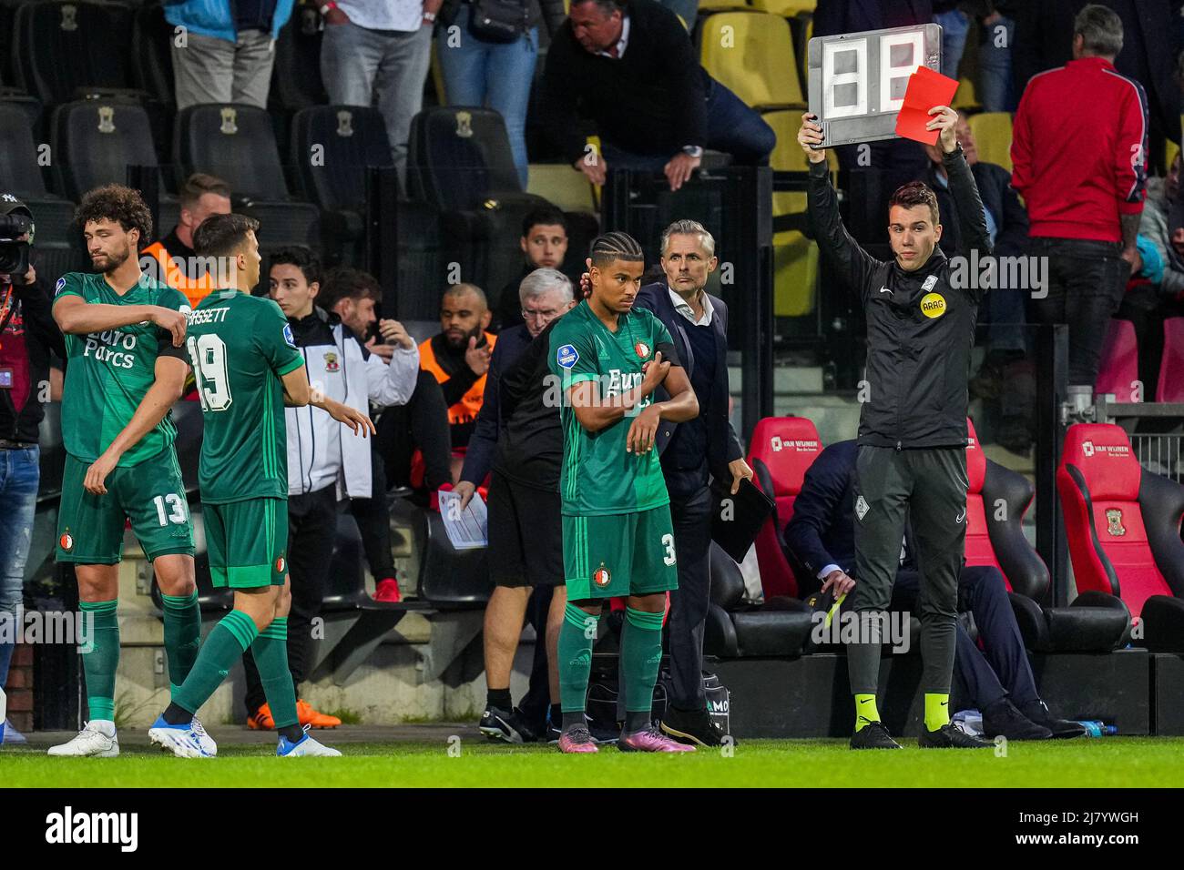 Deventer - Philippe Sandler of Feyenoord, Cole Bassett of Feyenoord ...