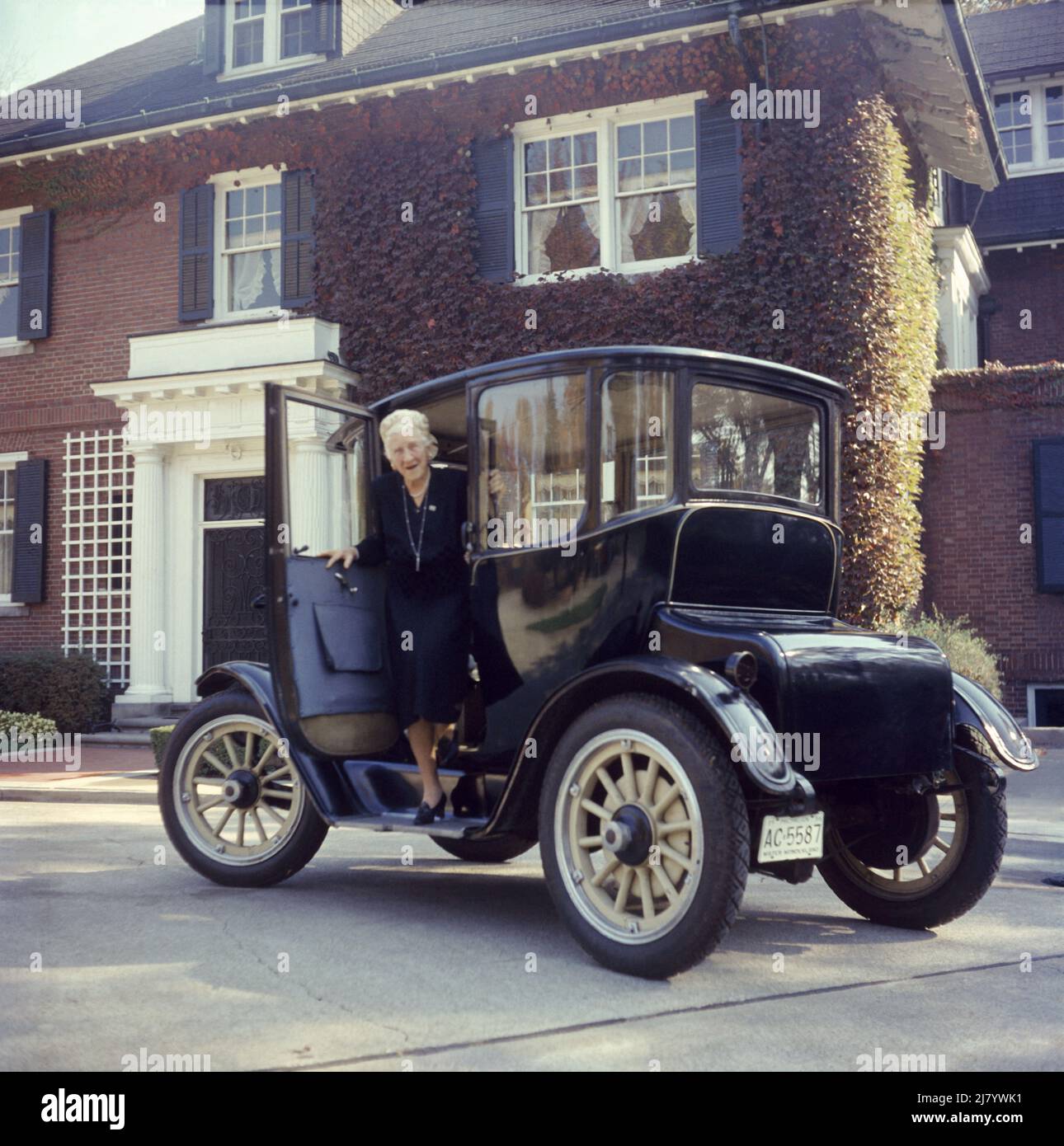 Mrs. Henry Bourne Joy, Packard, 1957 Stock Photo - Alamy
