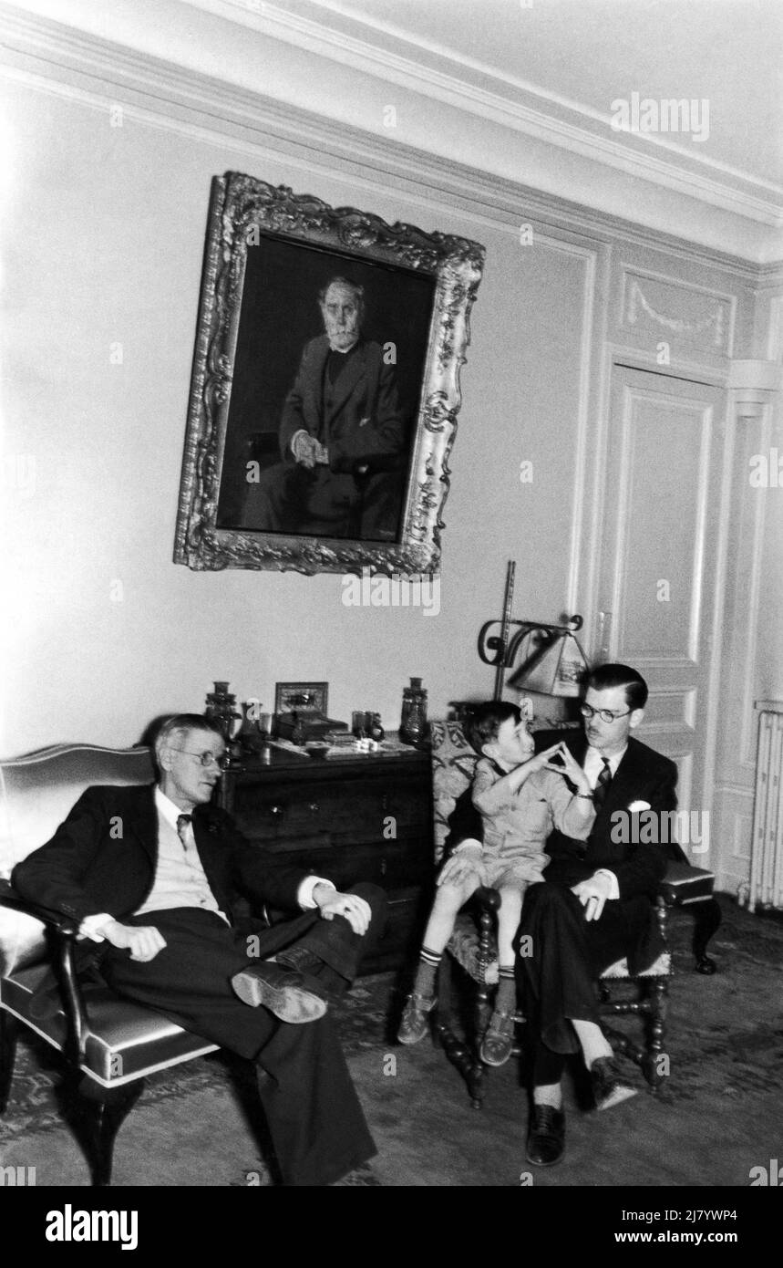 James Joyce and Family, 1938 Stock Photo - Alamy