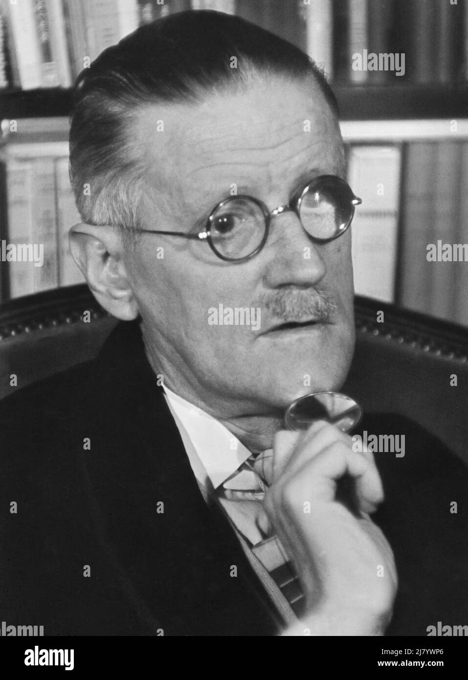 James Joyce, Irish Modernist Writer, 1939 Stock Photo - Alamy