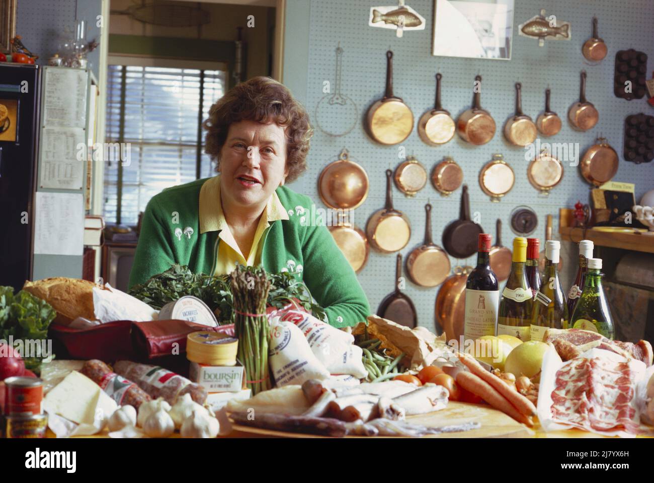 Julia child the french chef hi-res stock photography and images - Alamy