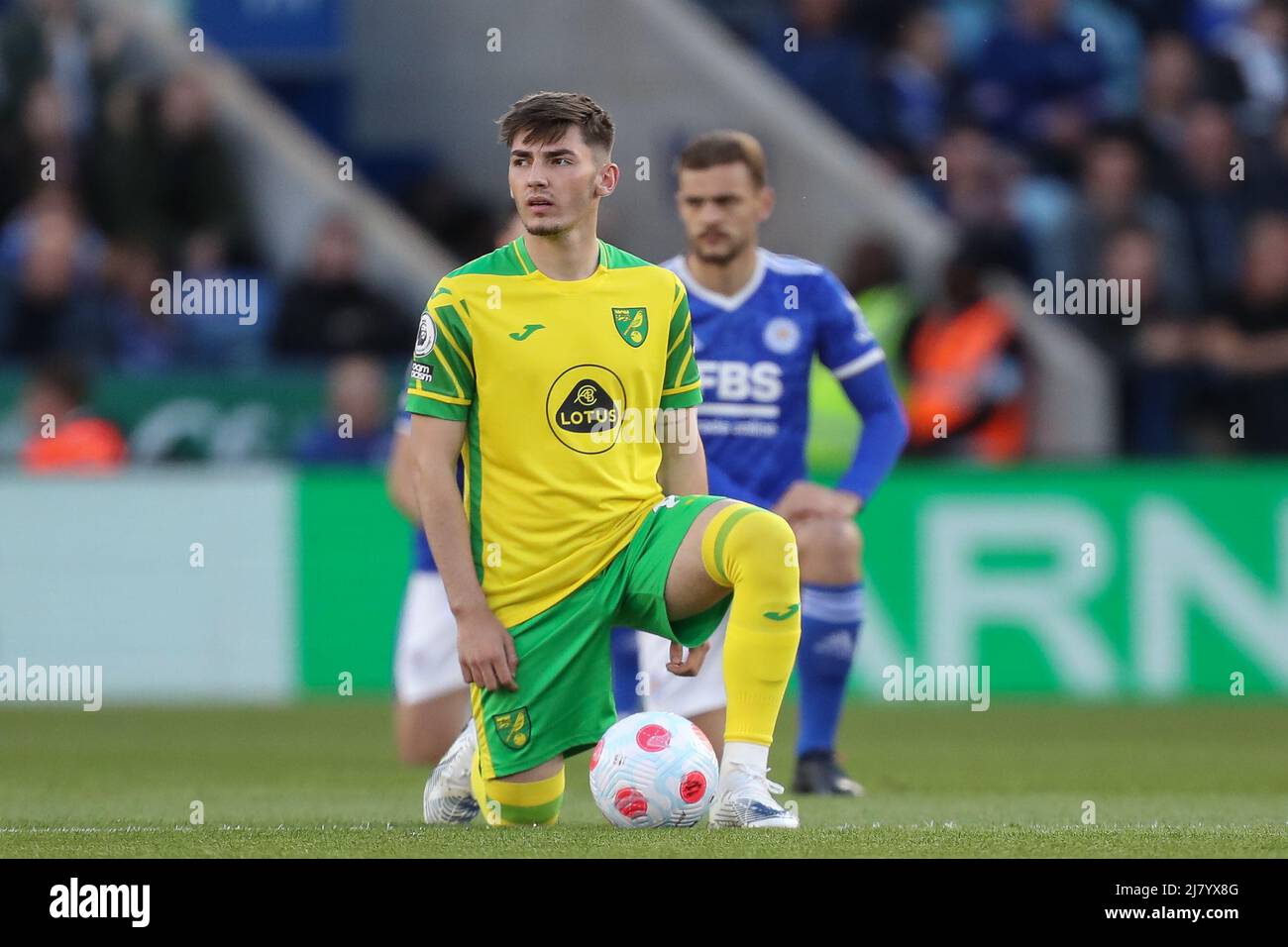 Billy Gilmour #8 of Norwich City takes the knee before kick off Stock ...