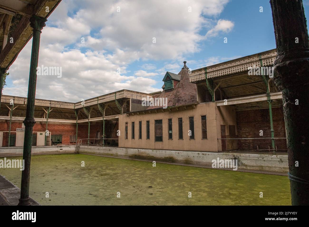 Kings Meadow Swimming Baths - before renovation in 2010 Stock Photo - Alamy
