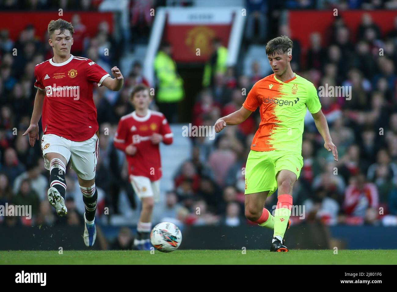 Justin Hanks #6 of Nottingham Forest plays the ball through midfield ...