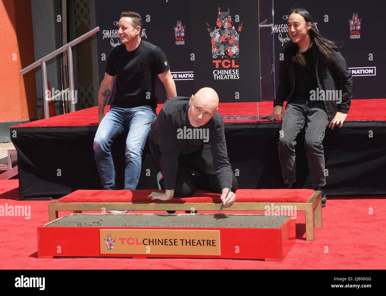 (L-R) Smashing Pumpkins - Jimmy Chamberlin, Billy Corgan and Jeff ...