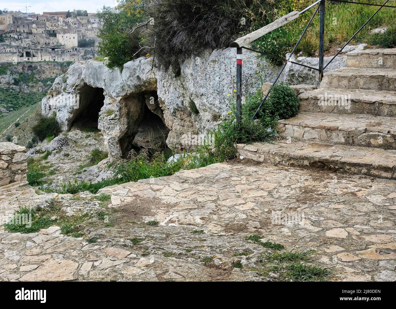 Prehistoric caves in the Murgia Materana reserve (Matera Italy) dating ...