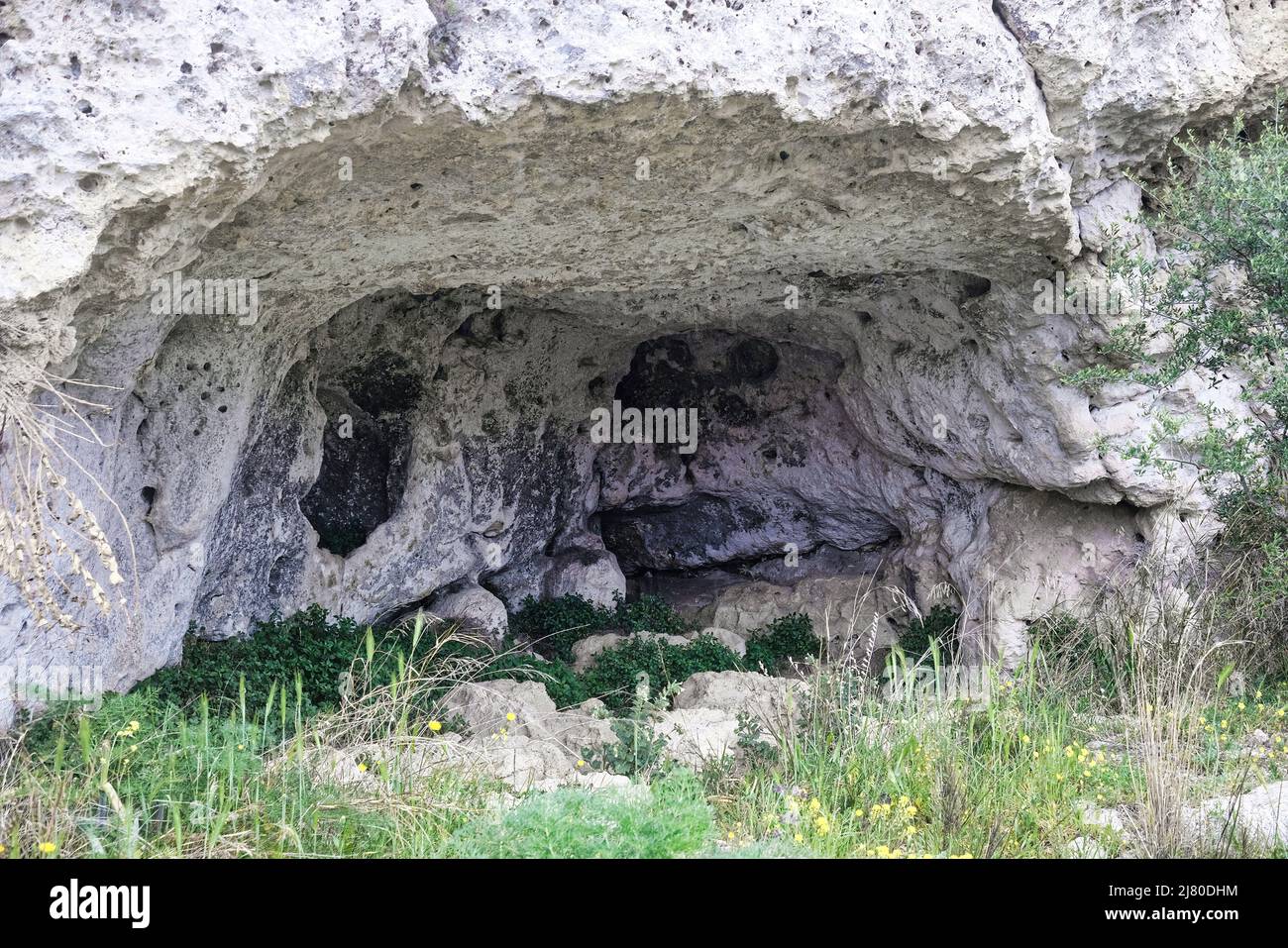 Prehistoric caves in the Murgia Materana reserve (Matera Italy) dating ...