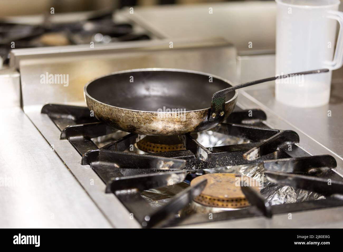Kitchen tools food cookware hi-res stock photography and images - Alamy