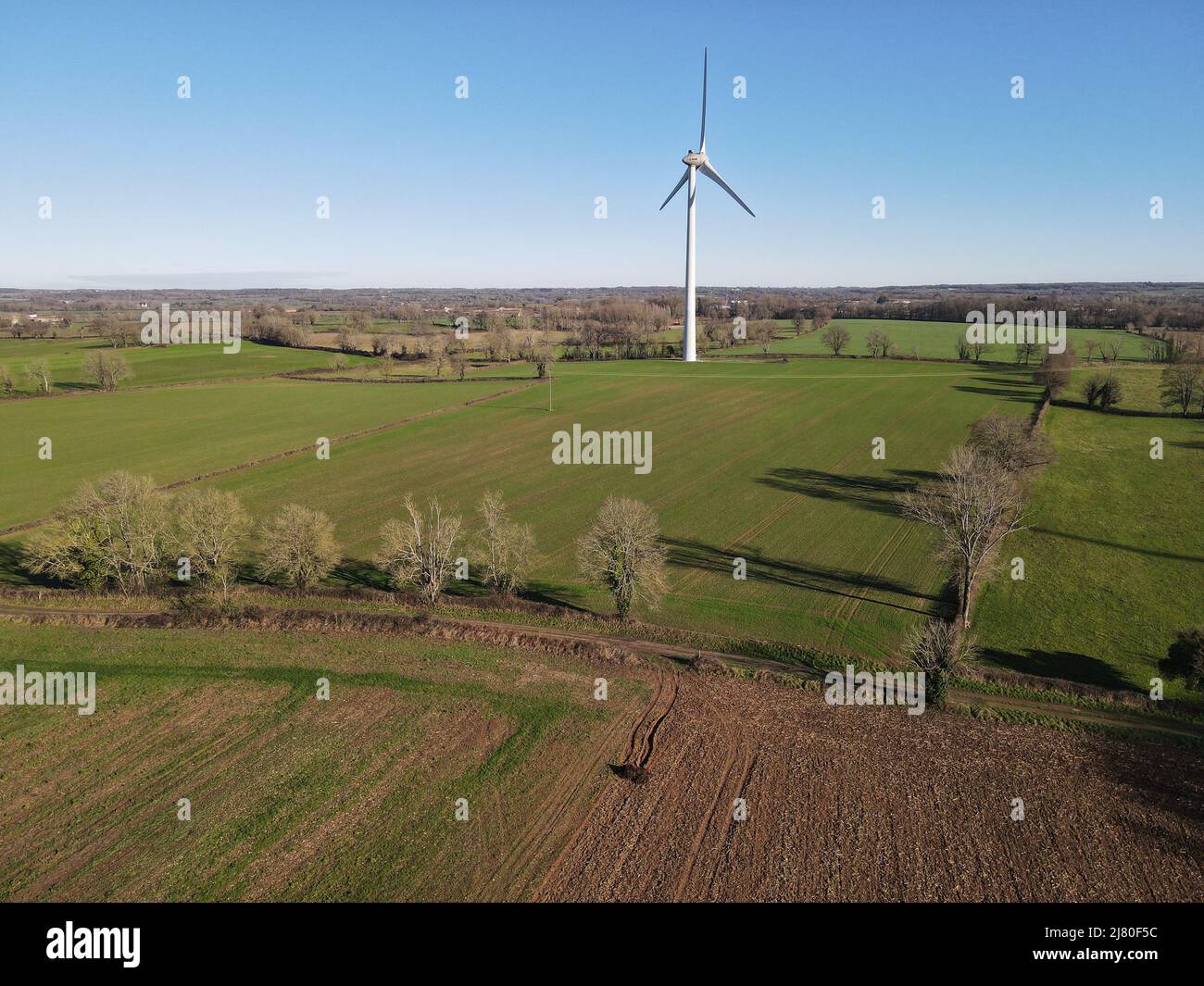 Wind turbine in rural field hi-res stock photography and images - Alamy