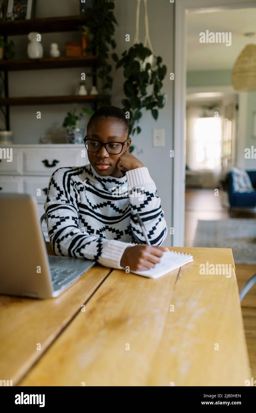 Black education hi-res stock photography and images - Alamy