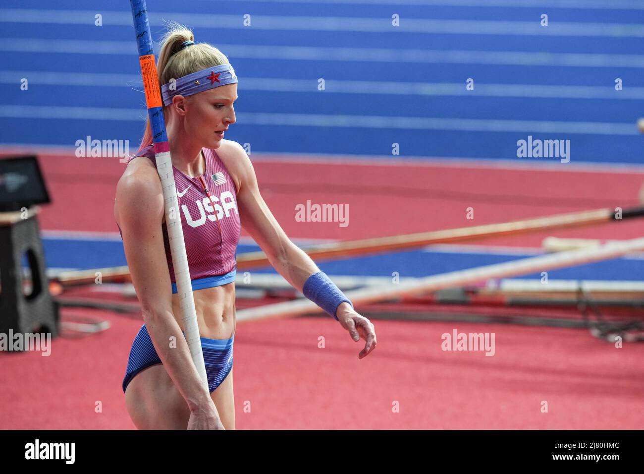 Sandi Morris concentrated sitting to jump at the Belgrade 2022 World ...