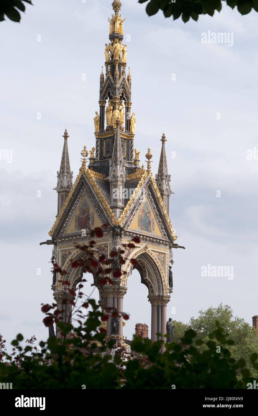 The Price Albert statue at Royal Albert hall in Kensington,London ,UK ...