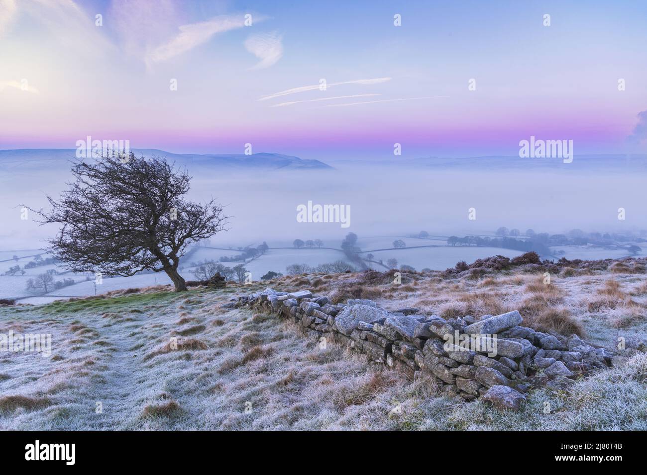 UK landscape photographer John Finney captured this stunning misty ...