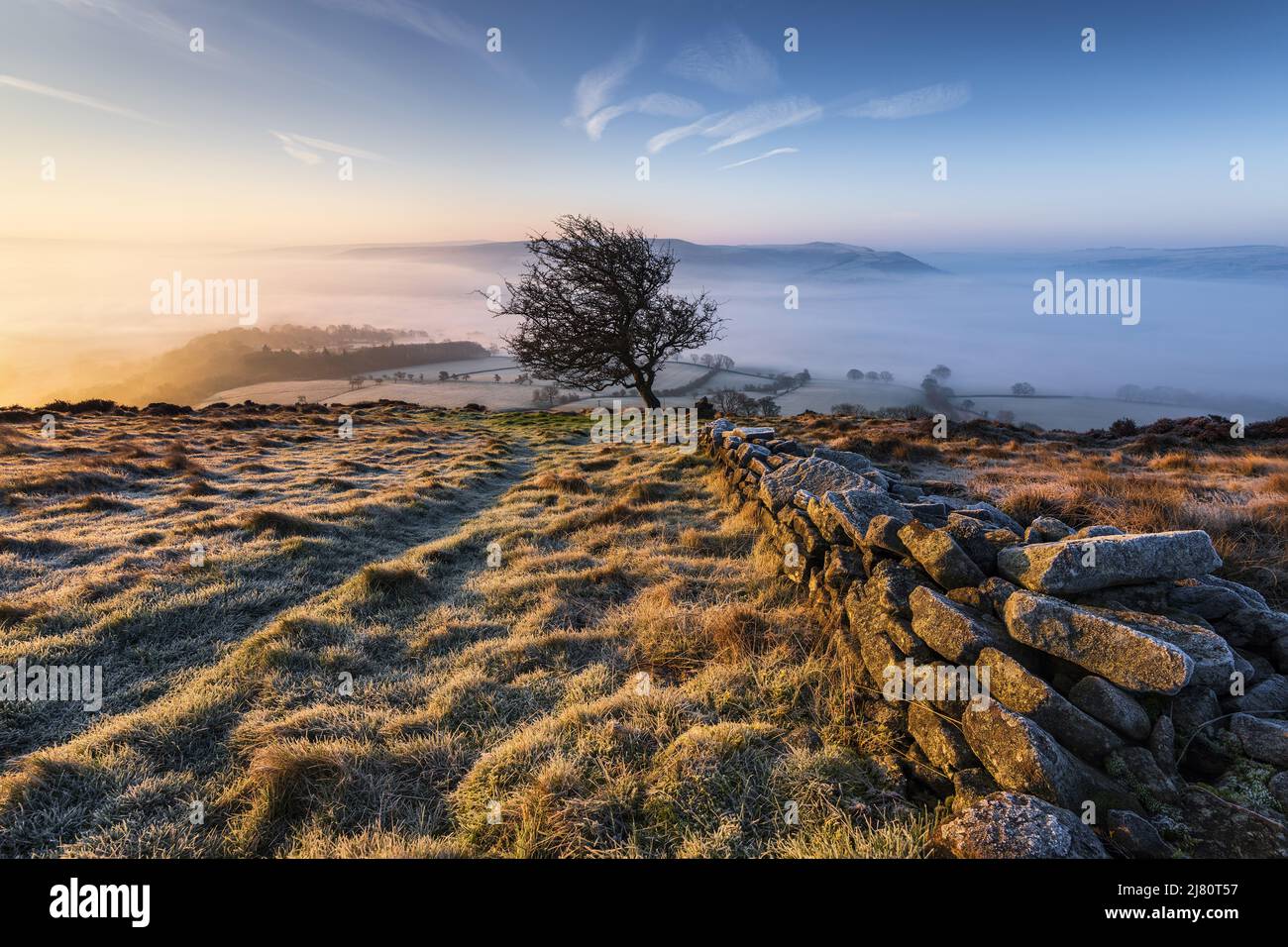 UK landscape photographer John Finney captured this stunning misty ...