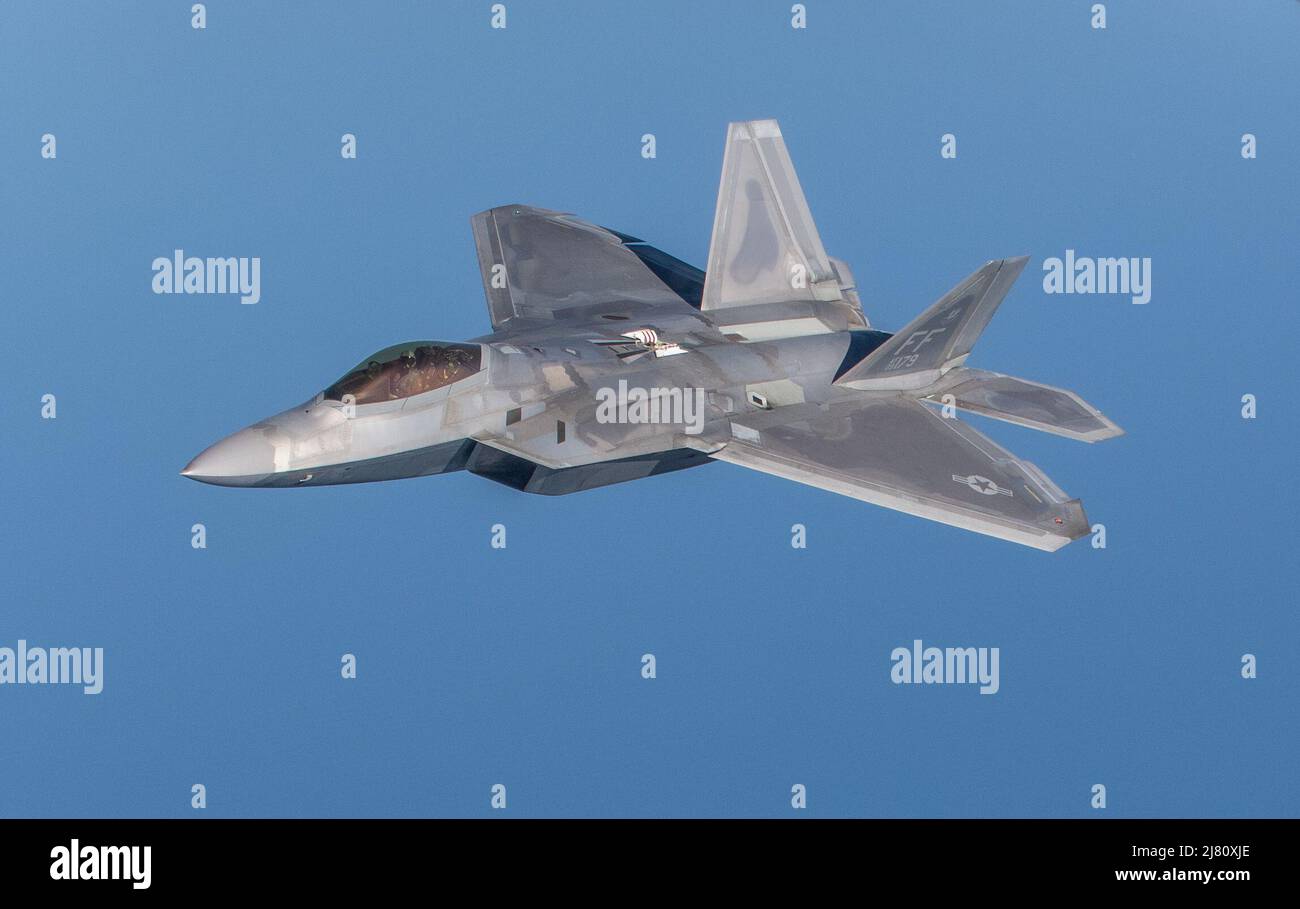 An F-22 Raptor assigned to the 192nd Fighter Wing, Virginia Air ...