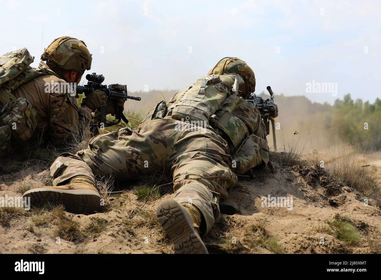 U.S. Soldiers assigned to the 1st Battalion, 8th Infantry Regiment, 3rd ...