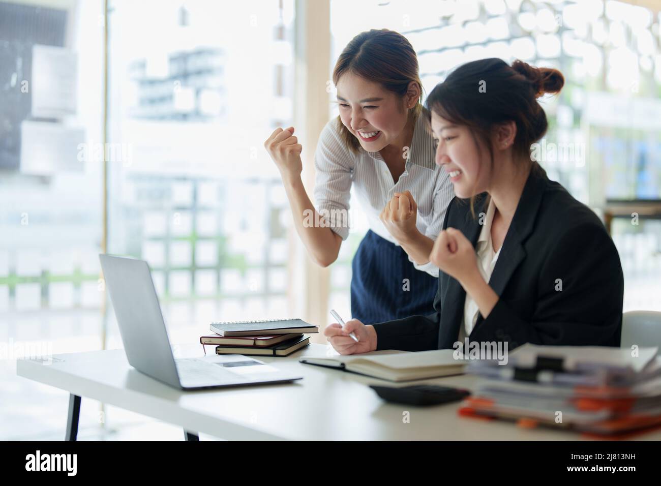 Excited partner hi-res stock photography and images - Alamy