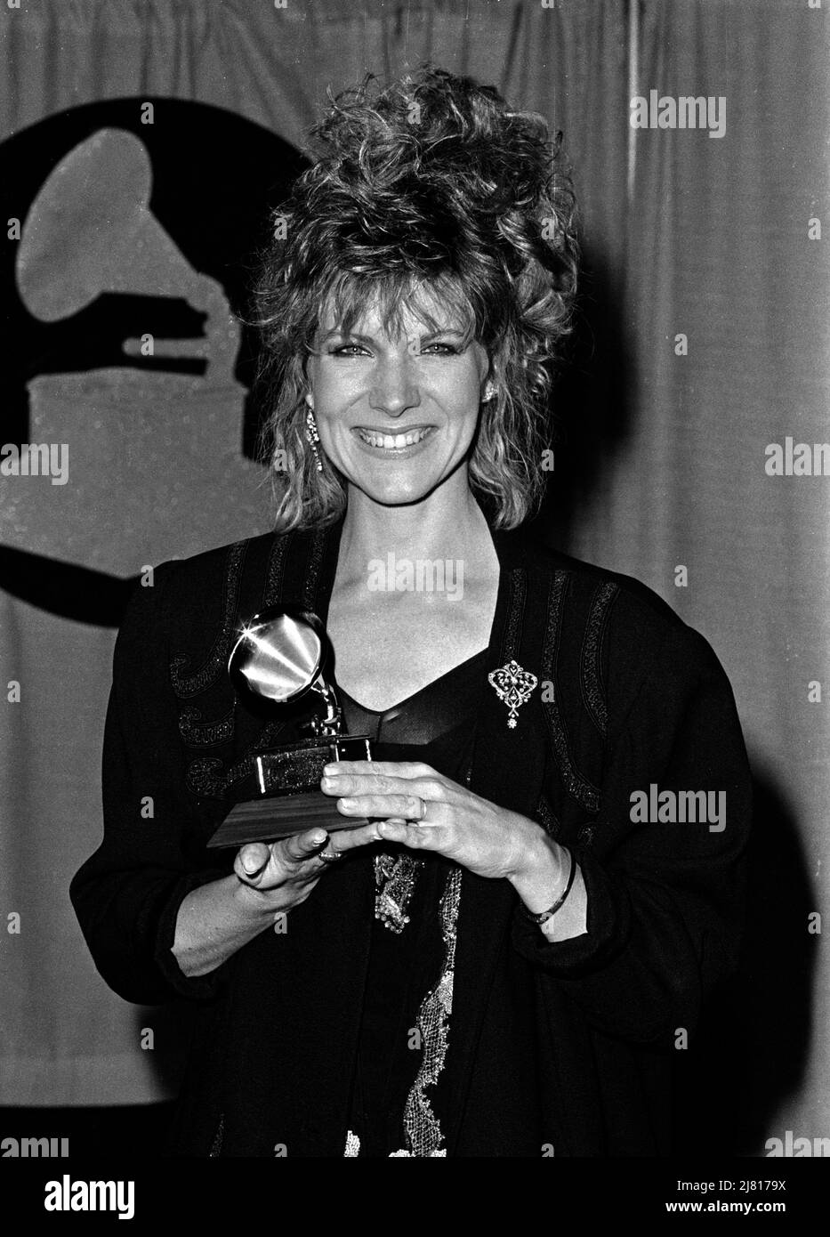 Debbie Boone backstage at the Grammys 1985 Credit: Ron Wolfson ...