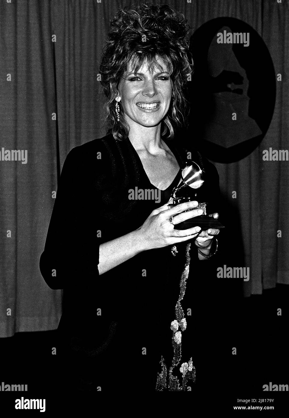 Debbie Boone backstage at the Grammys 1985 Credit: Ron Wolfson ...
