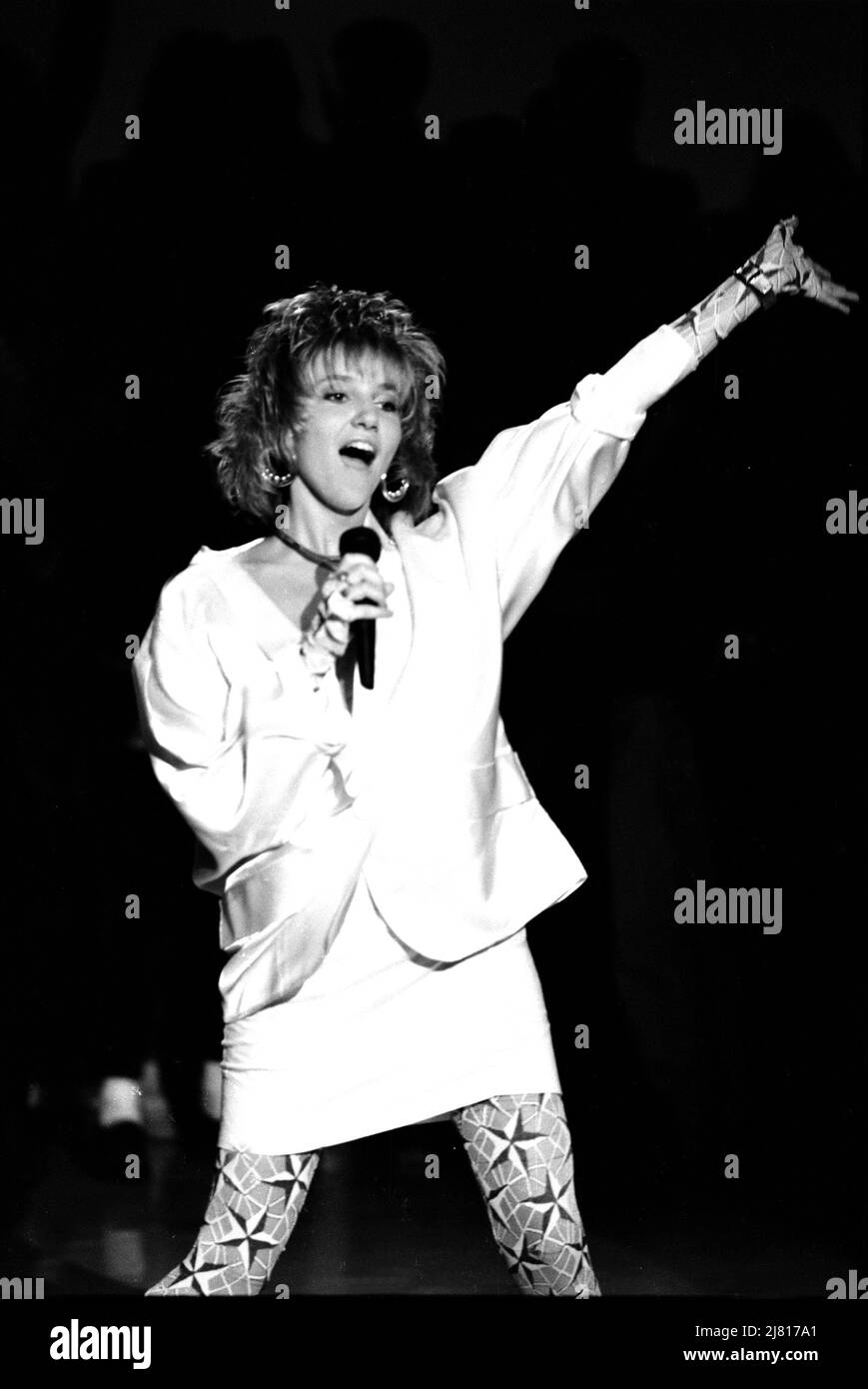 Debbie gibson 1985 hi-res stock photography and images - Alamy