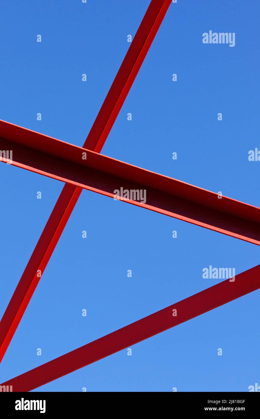 Steel truss girders hi-res stock photography and images - Alamy
