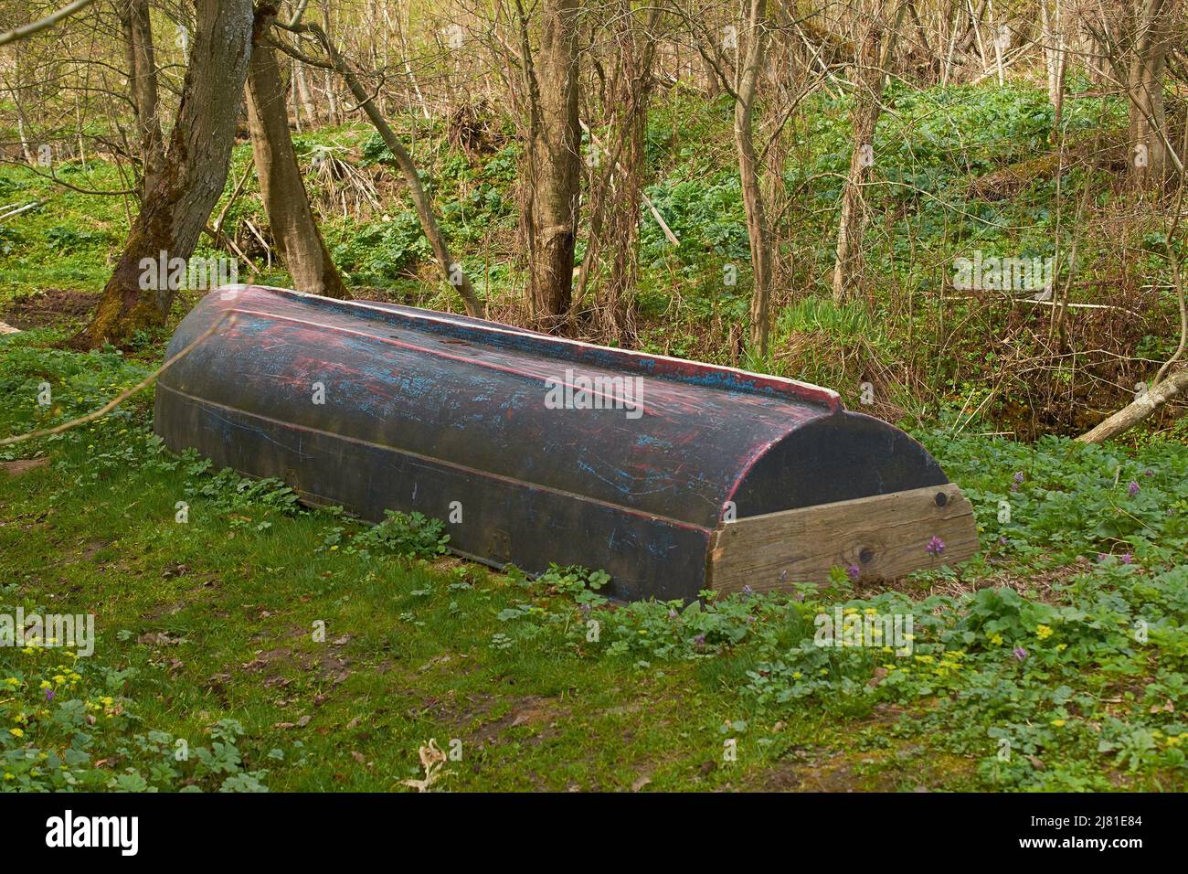 Inverted vessel hi-res stock photography and images - Alamy