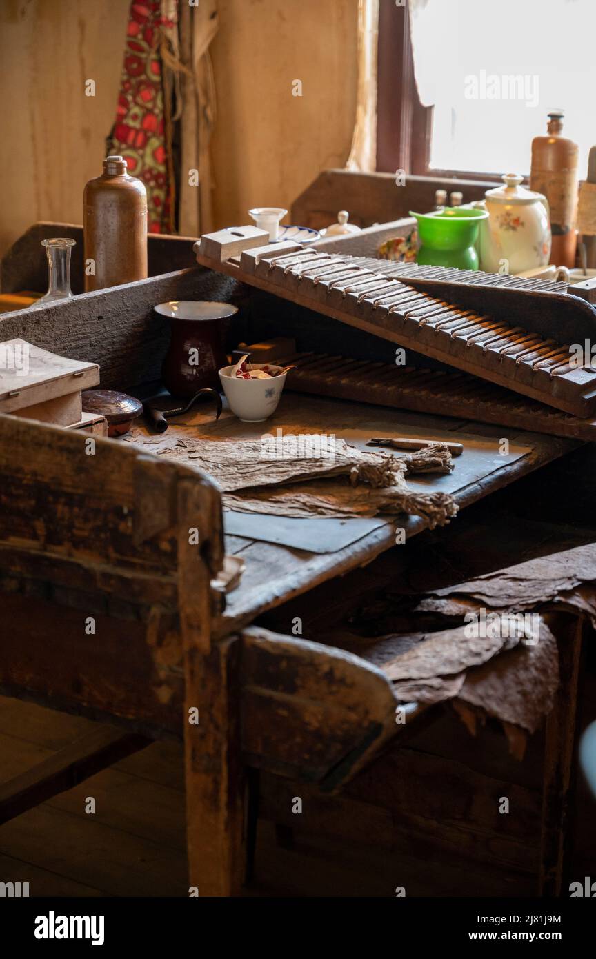 Tabacco from cuba hi-res stock photography and images - Alamy