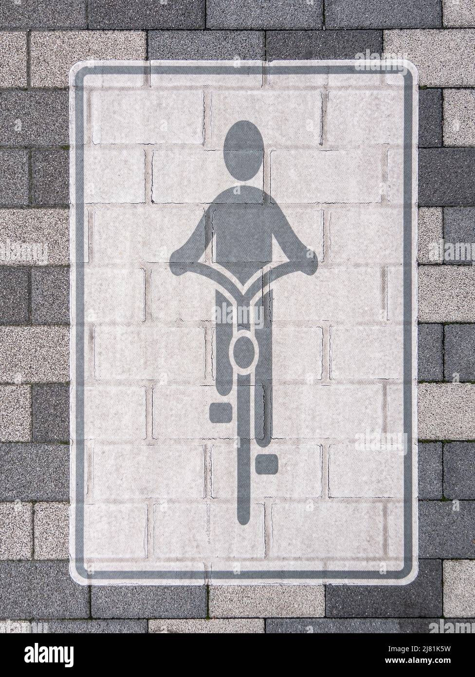 Bicycle sign ground cycle High Resolution Stock Photography and Images ...