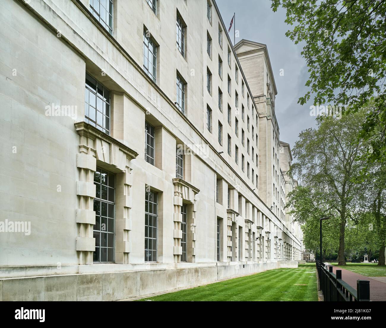 The british Ministry of Defence (MOD) civil service offices, London ...