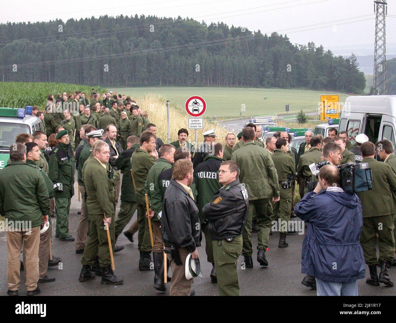 Dhl cargo plane crash hi-res stock photography and images - Alamy