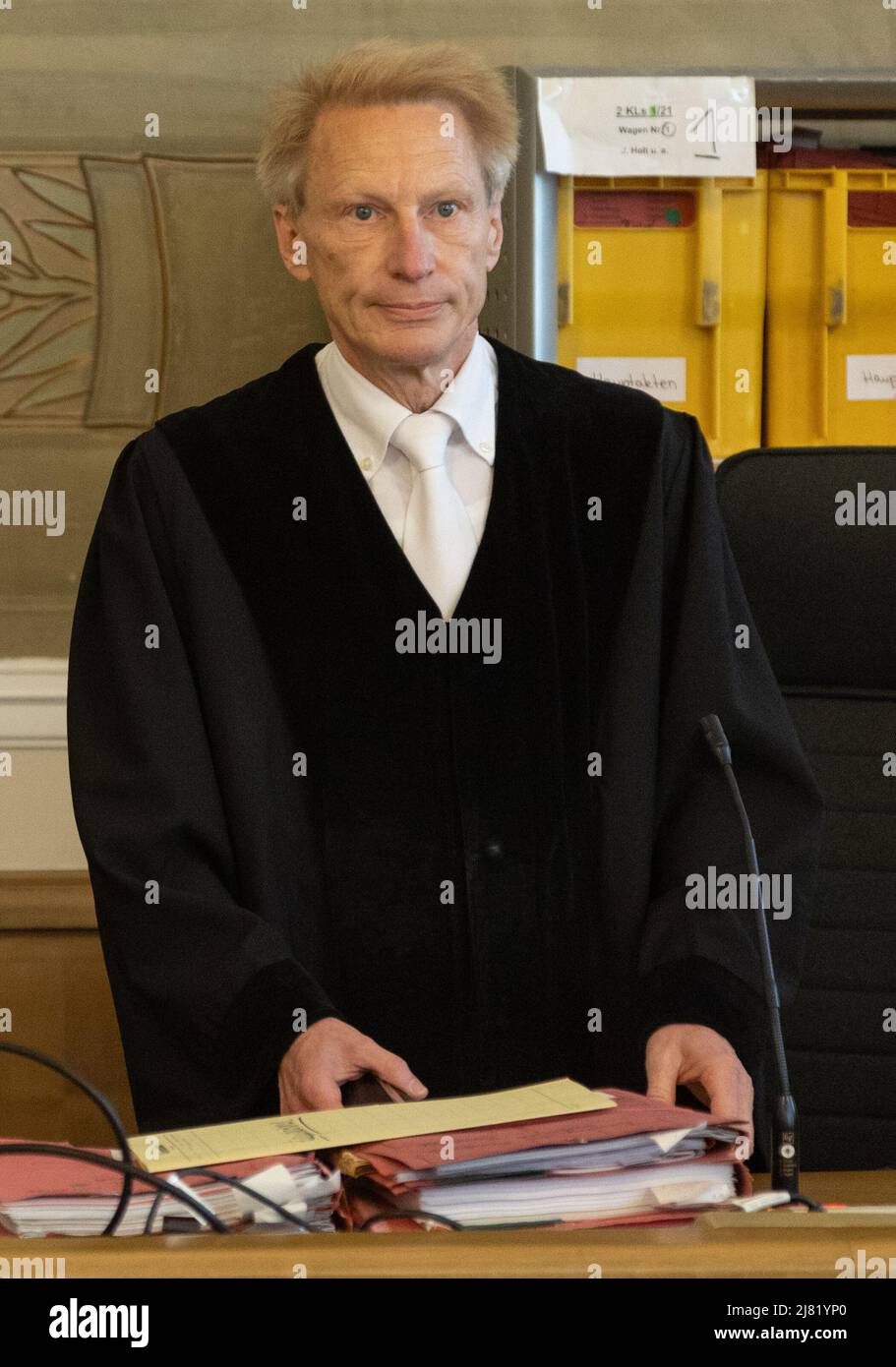 12 May 2022, Lower Saxony, Osnabrück: Presiding Judge Norbert ...