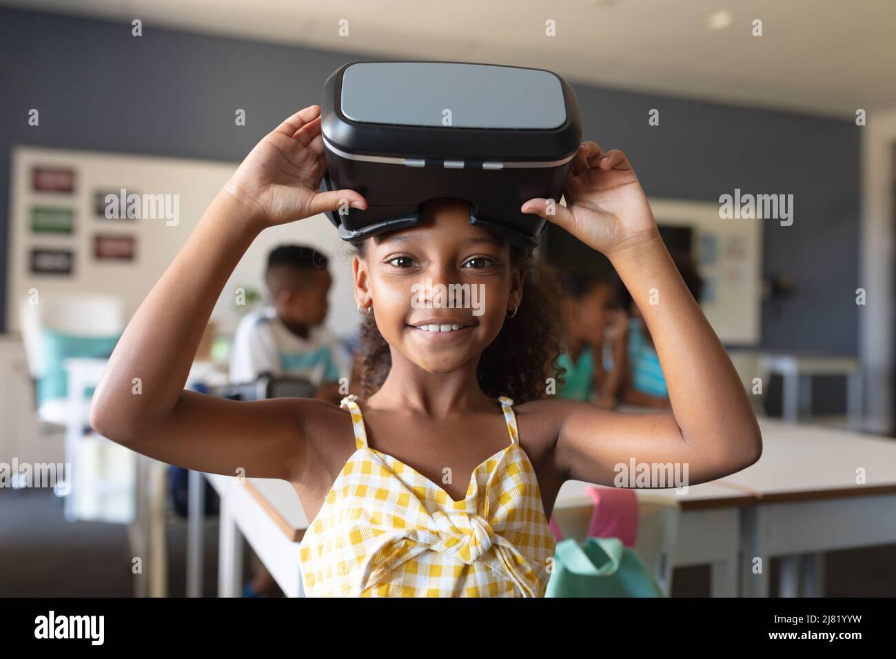Vr portrait hi-res stock photography and images - Alamy
