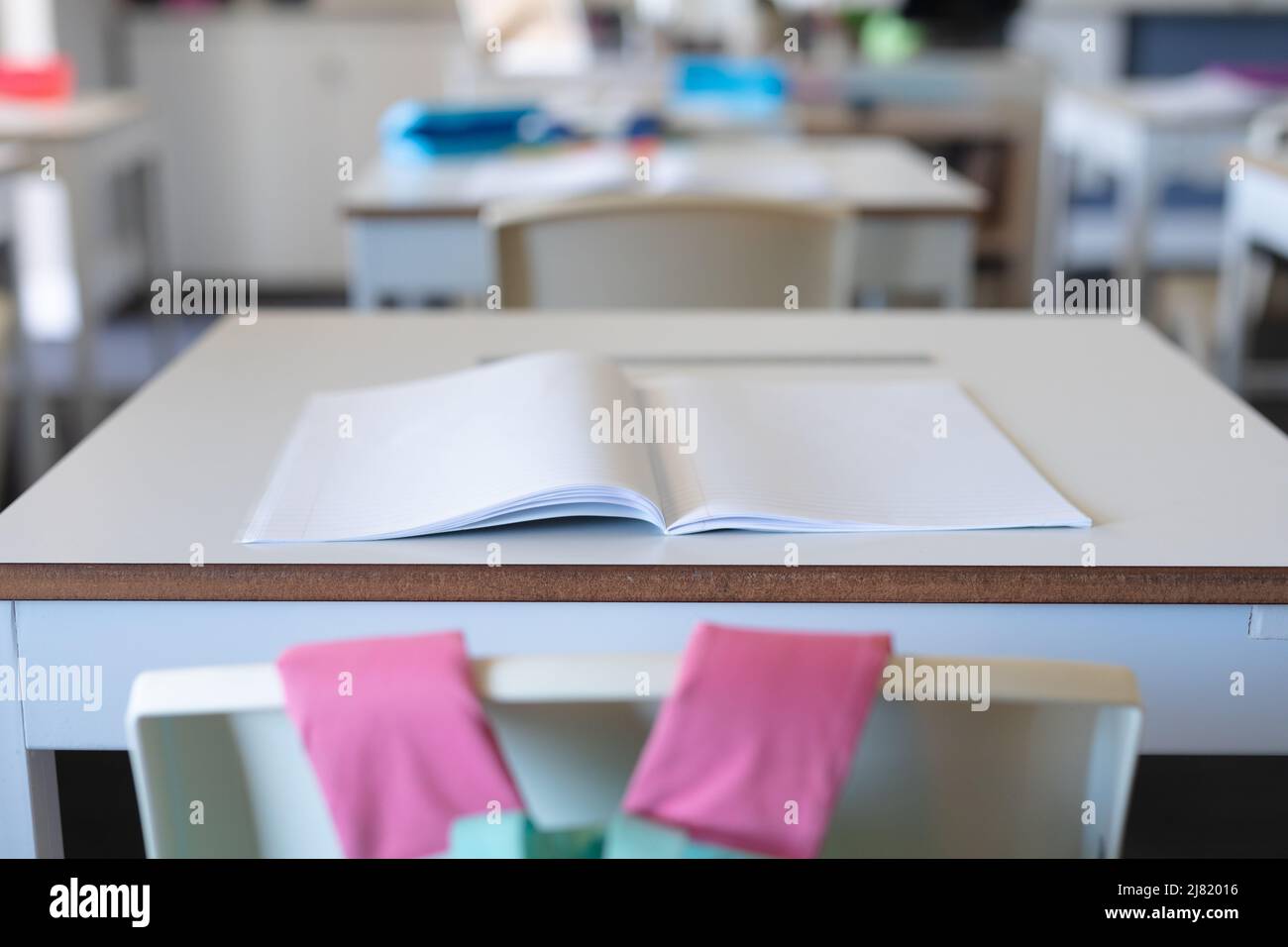 Open classroom hi-res stock photography and images - Alamy