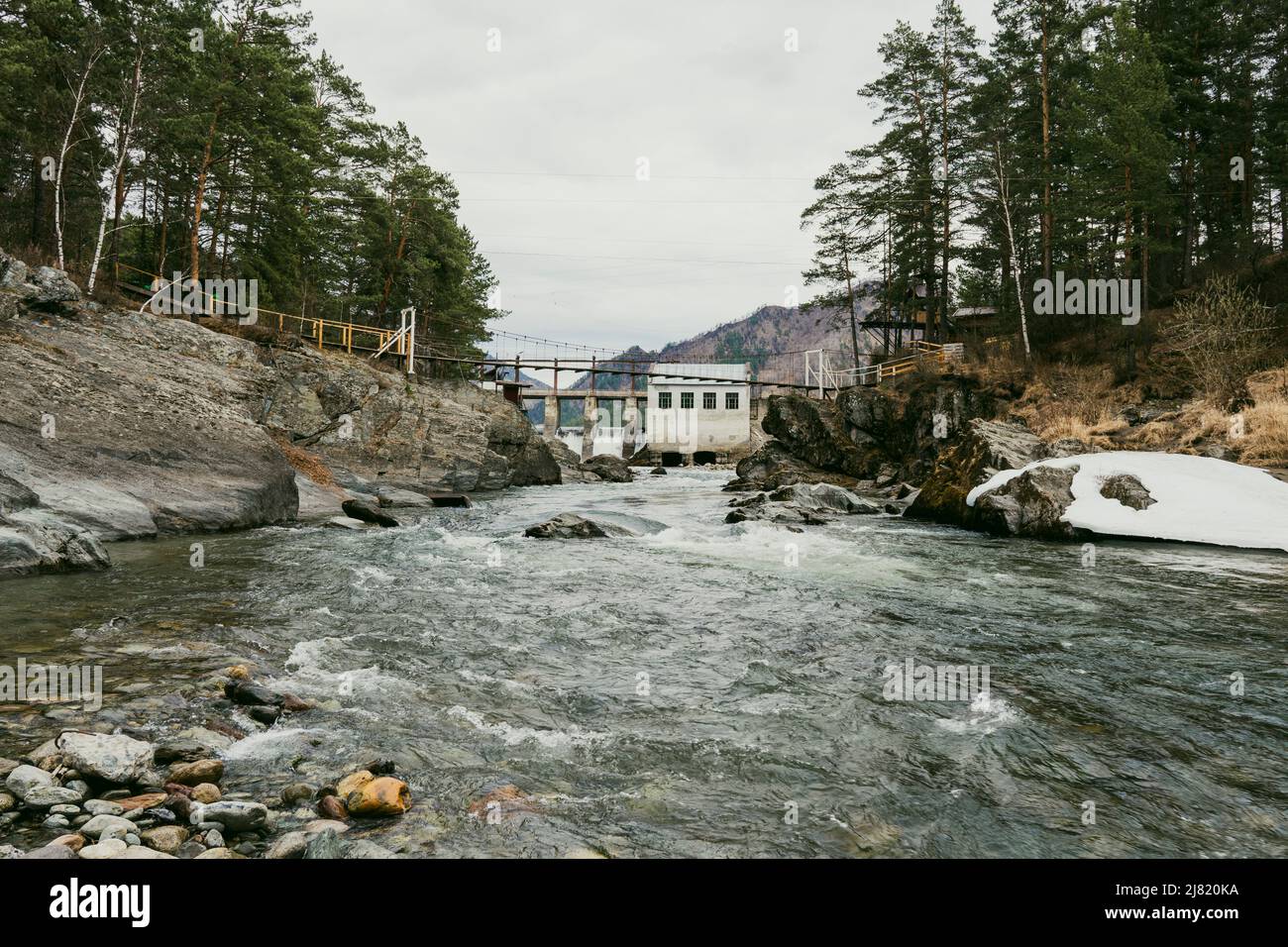 Inactive Chemalskaya hydroelectric power station in Altai Stock Photo ...