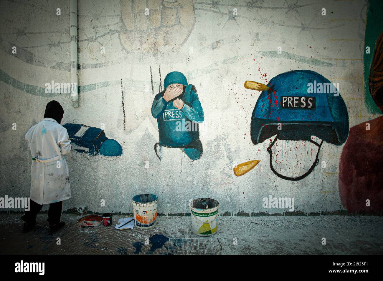 Gaza, Palestine. 12th May, 2022. A mural in solidarity with the ...