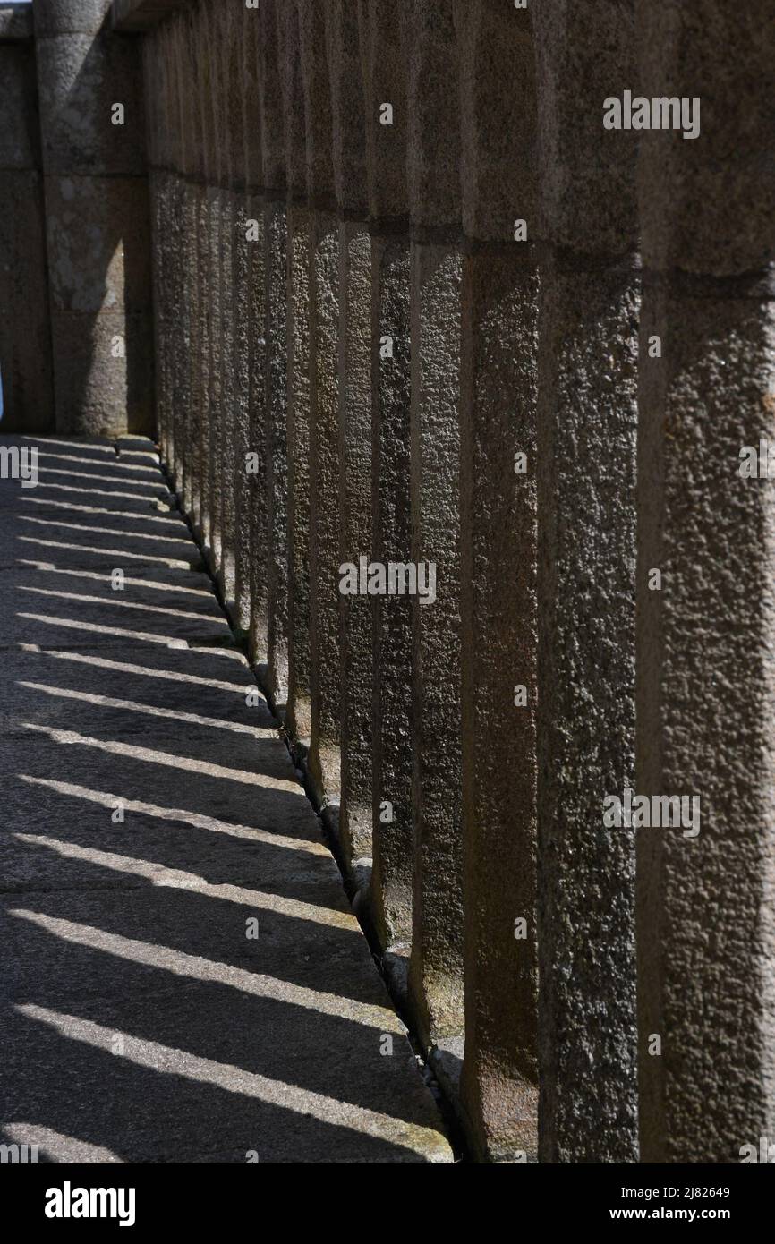 Shadows of castle hi-res stock photography and images - Alamy