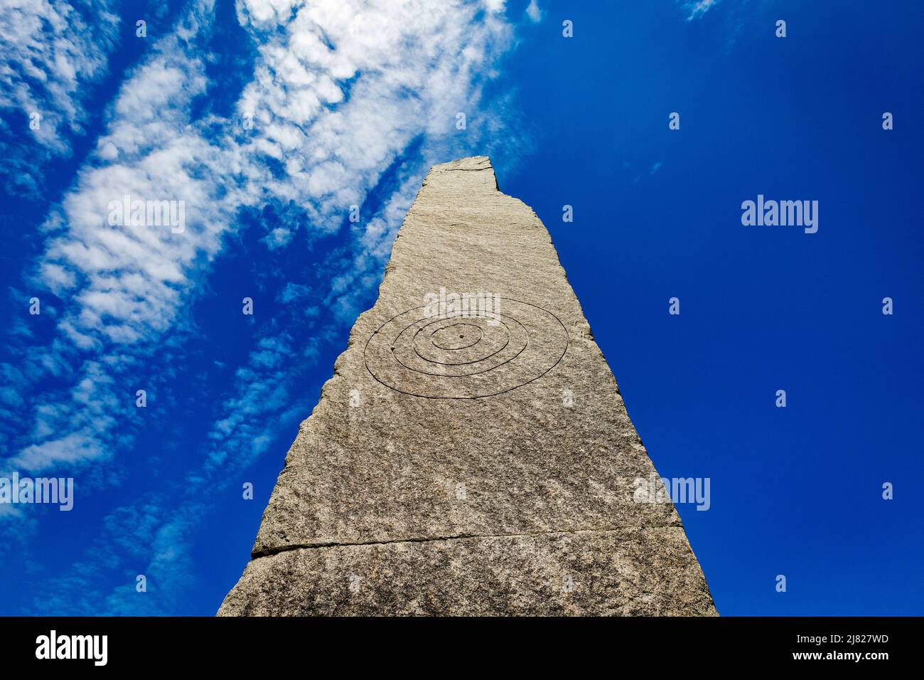 Large Granite monument / standing stone in Delamont Country Park ...