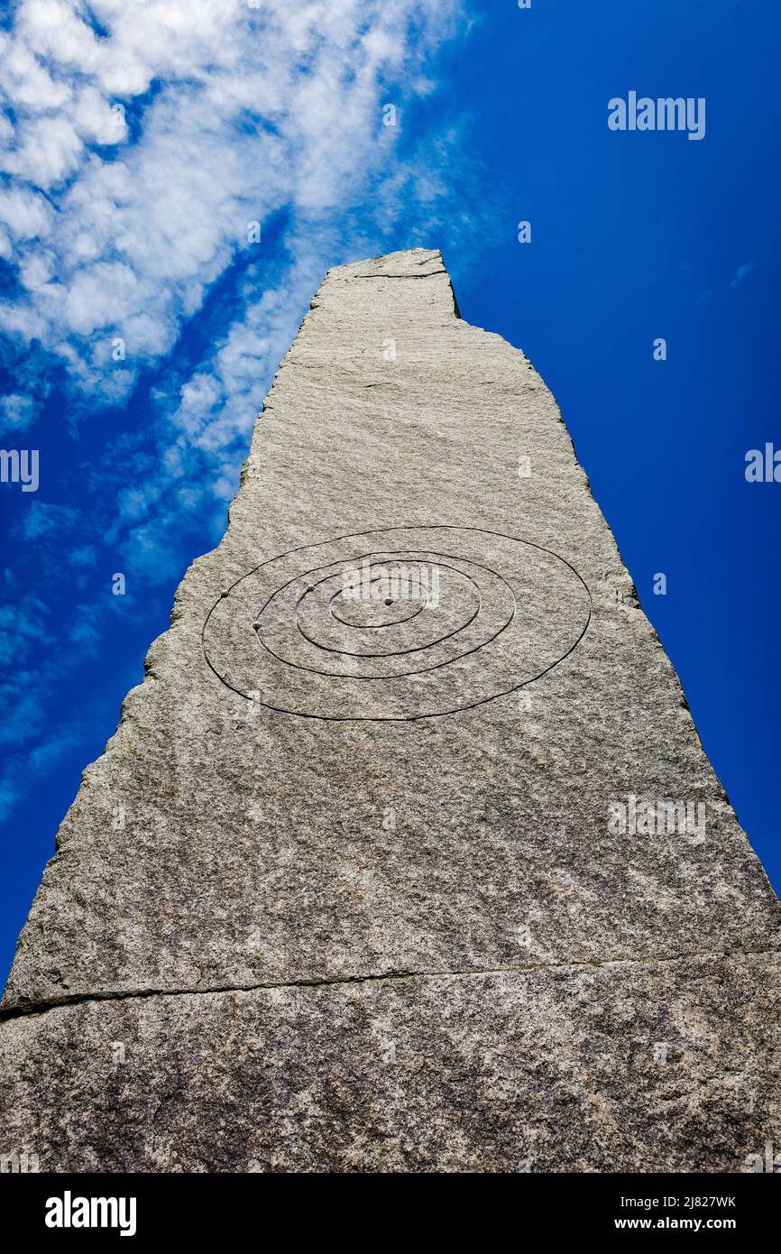 Large Granite monument / standing stone in Delamont Country Park ...