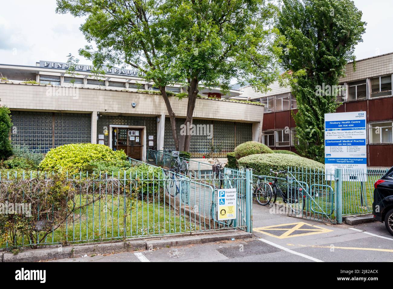 Finsbury Health Centre in Clerkenwell, London, UK. Built in 1935–38 ...