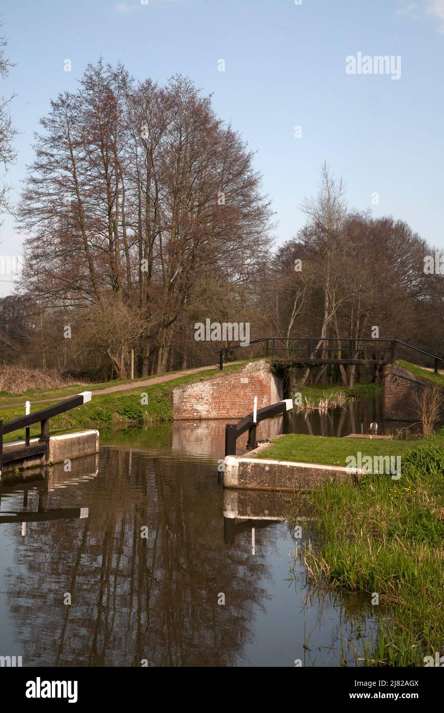 walsham lock river wey navigation surrey england Stock Photo - Alamy