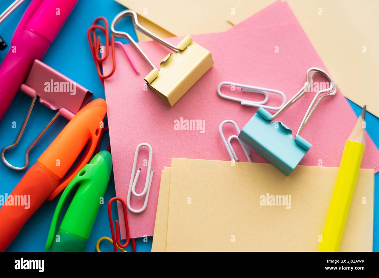 Back view objects hi-res stock photography and images - Alamy