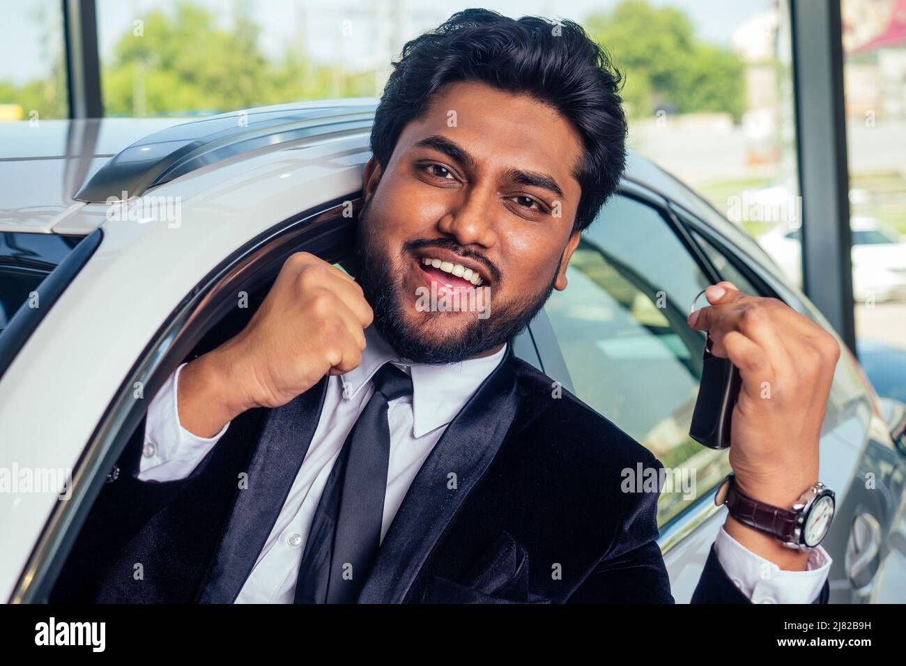 Car showroom india hi-res stock photography and images - Alamy